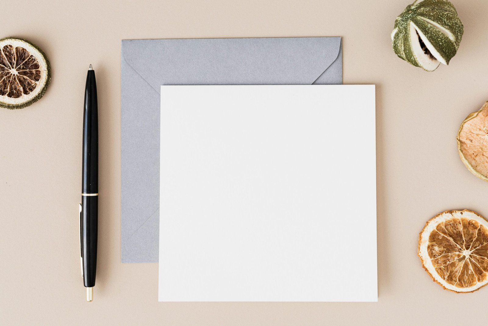 What To Write In a Card?: Tips & Examples When you don't Know What to ...